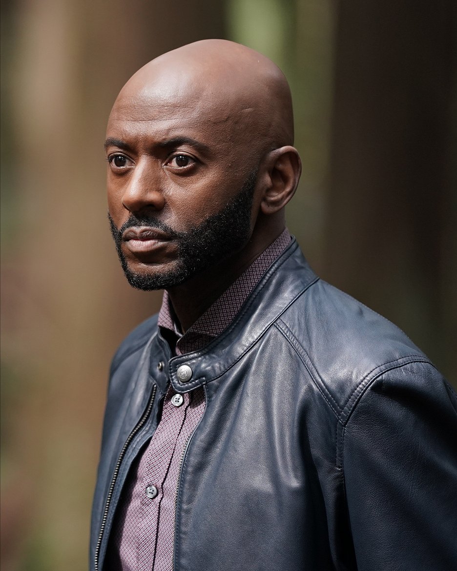 A Million Little Things - Just in Case (S04E20) (2022) | ČSFD.cz