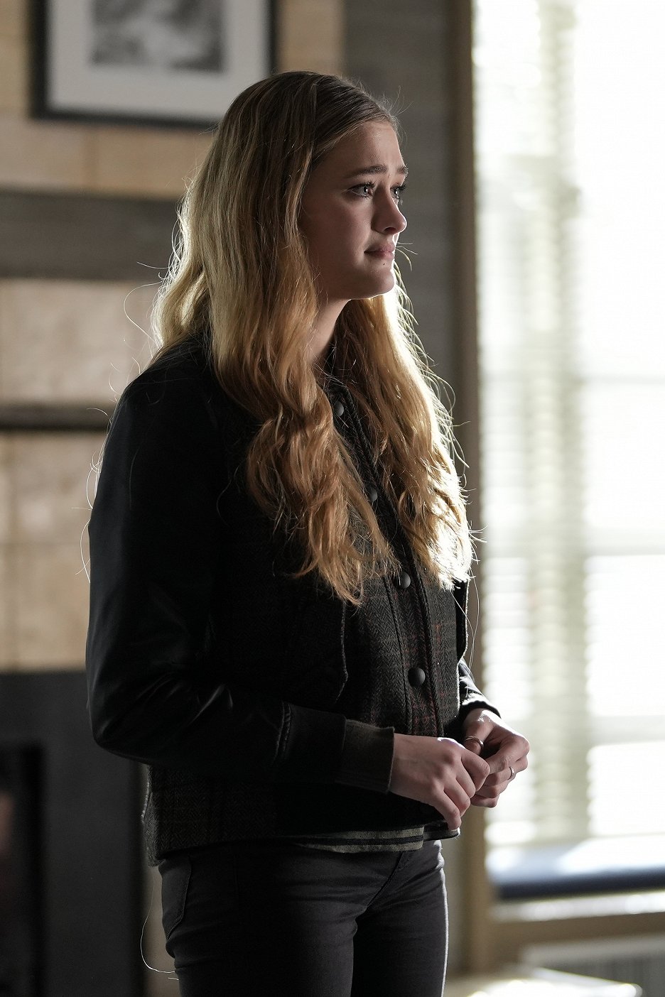 A Million Little Things - Slipping (S04E18) (2022) | ČSFD.cz