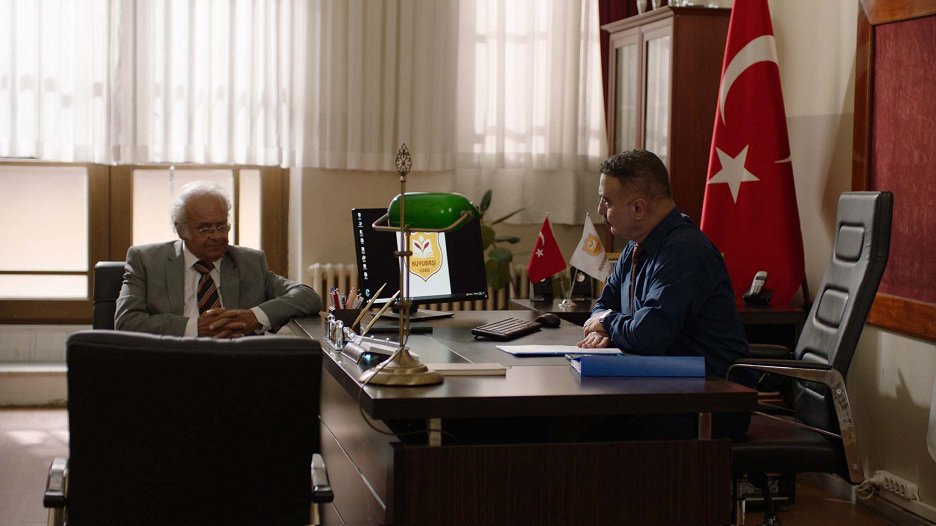 Kara Tahta - Episode 13 (E13) (2022) | ČSFD.cz