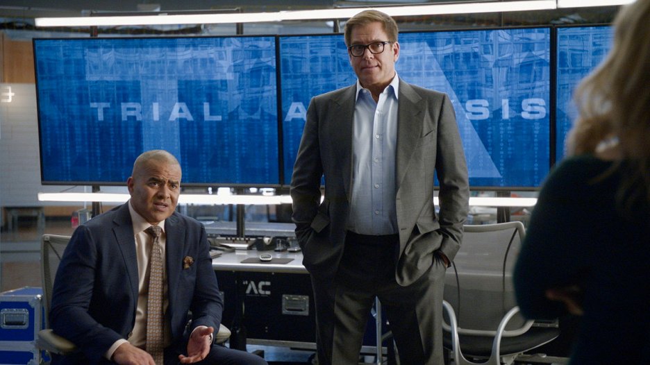 Bull - Safe Space (S06E14) (2022) | ČSFD.cz