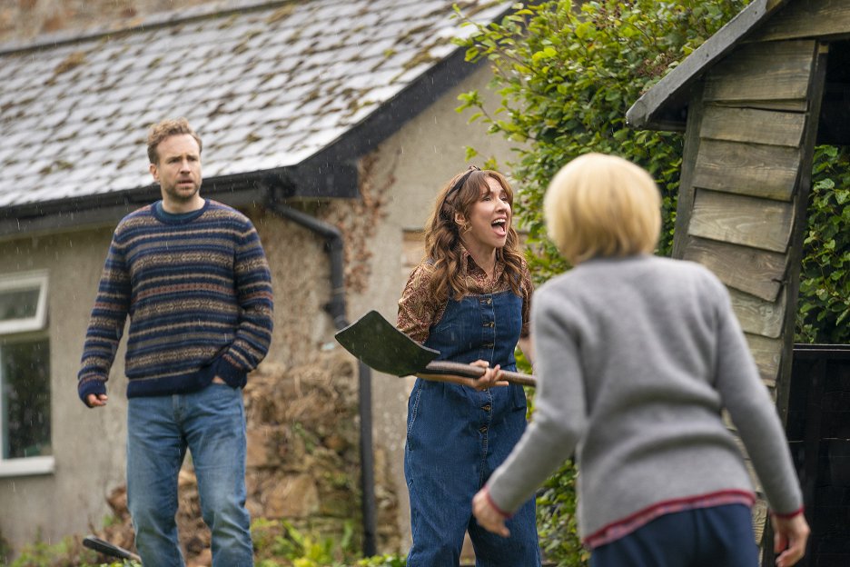 Trying - Velké hlavy (S02E03) (2021) | Tvůrci | ČSFD.cz