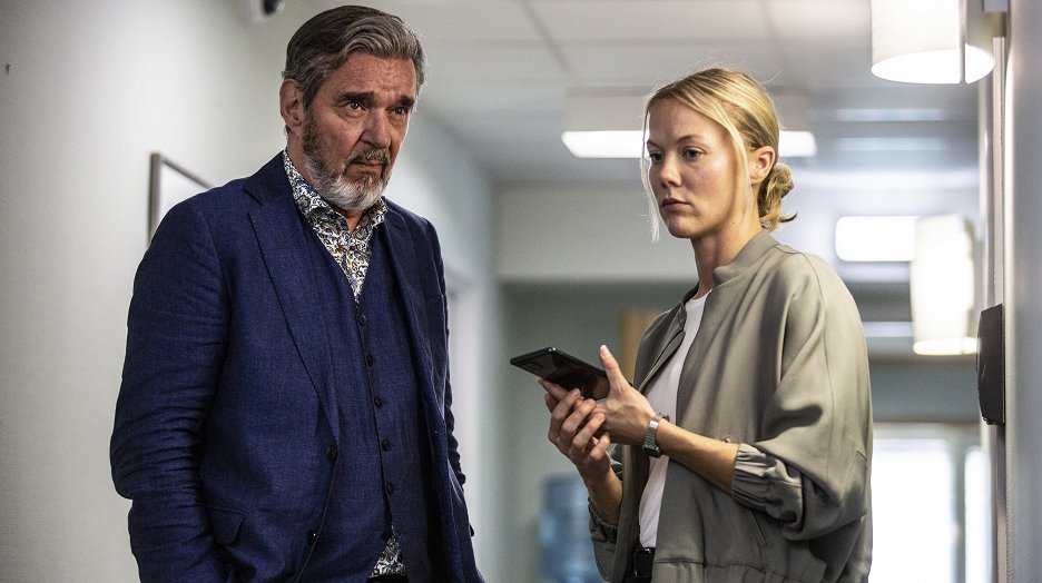 Bäckström - Das Opfer (S02E04) (2022) | ČSFD.cz