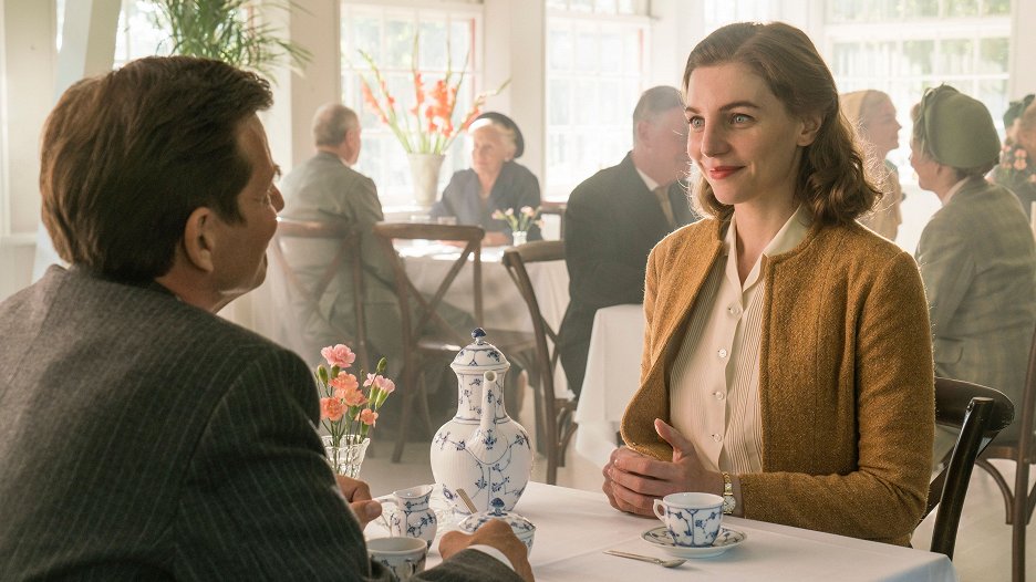 Zdravotní škola - Operace (S04E06) (2021) | ČSFD.cz