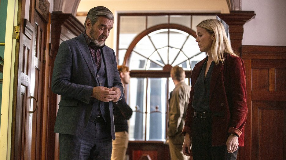 Bäckström - Die Bombe (S02E06) (2022) | ČSFD.cz