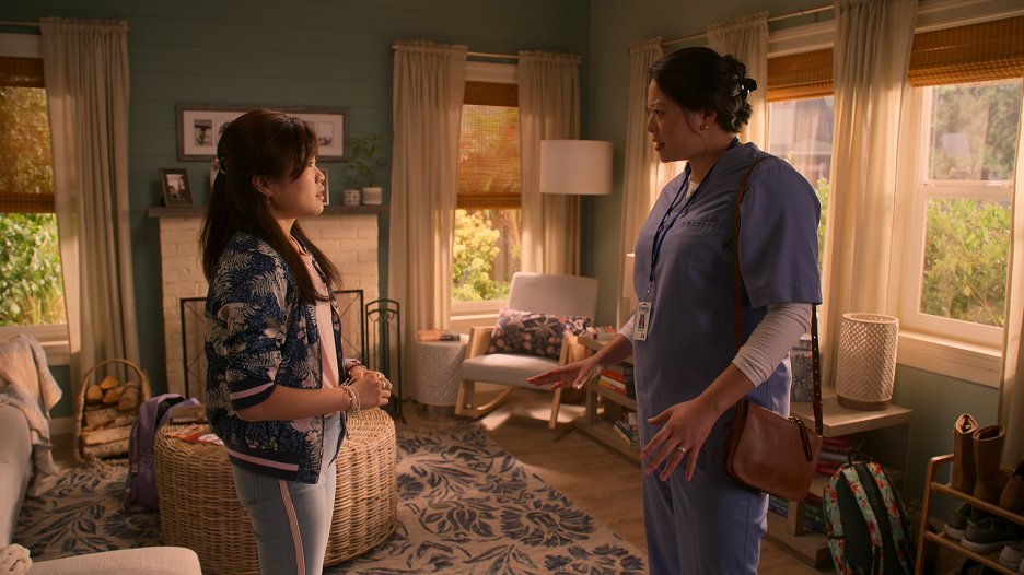 Dvojka ze Surfside - ...a Lady ze Surfside (E03) (2022) | ČSFD.cz