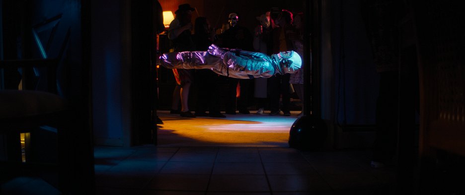 Linoleum (2022) | ČSFD.cz