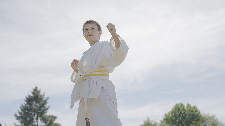 Kinder, wie geht's? Der große Report mit Tobi Krell (2022) | ČSFD.sk