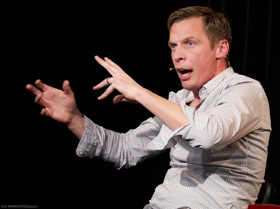 Klaus Eckel: Ich werde das Gefühl nicht los (2022) | Galerie - Promo ...