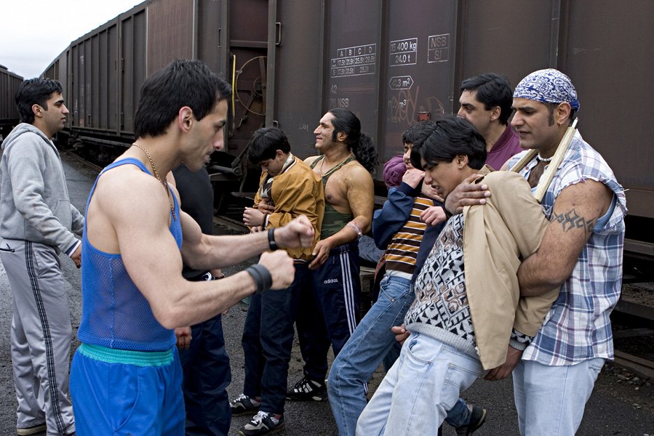 Izzat (2005) | ČSFD.cz