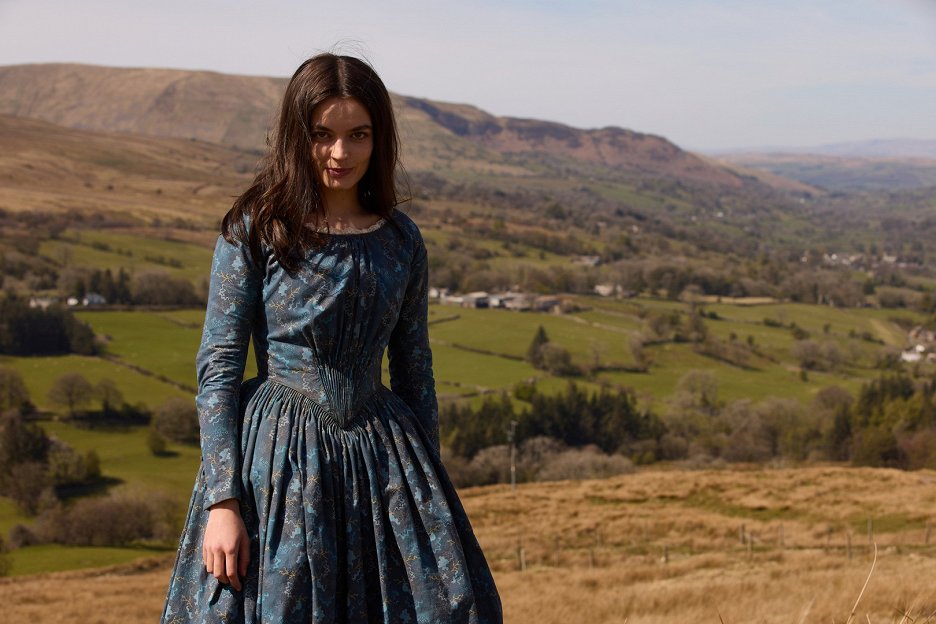 Emily (2022) | ČSFD.sk