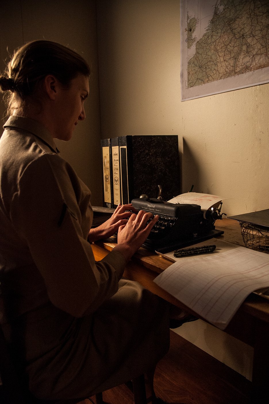 Hitler's Secret Bomb (2021) | Cinematheque | ČSFD.cz