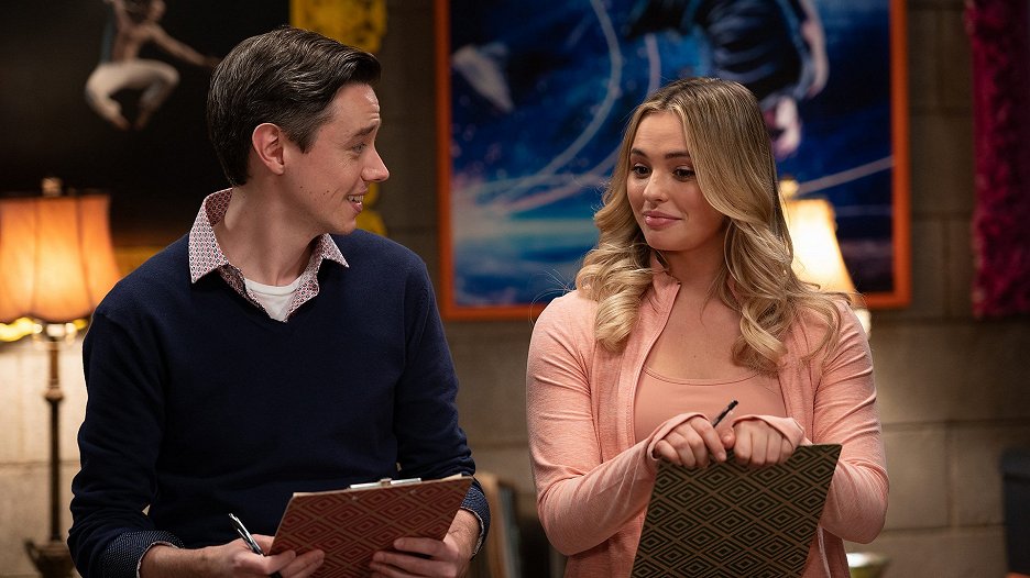 The Next Step - Another Suitcase in Another Hall (S08E04) (2022) | ČSFD.cz