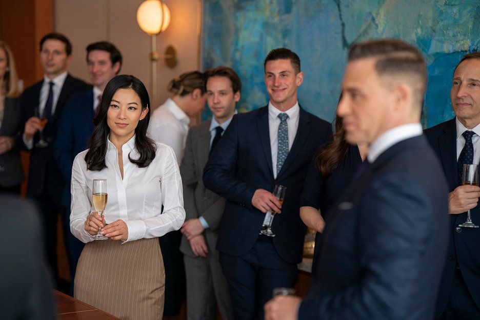 Kariéra na spadnutí - Pro Forma (E09) (2022) | ČSFD.cz