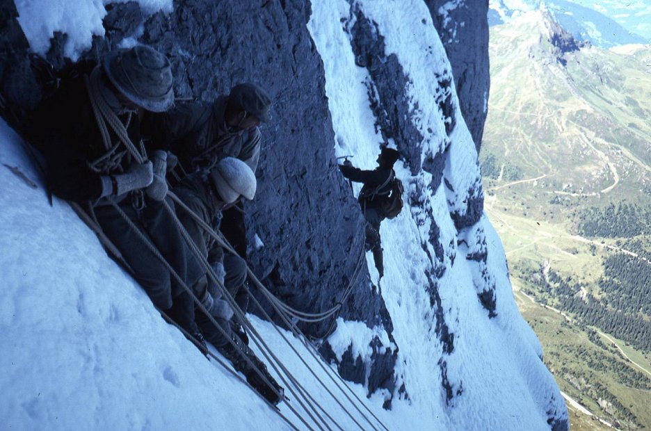 Eiger Nordwand - Schauplatz der Tragödien (1999) | ČSFD.cz