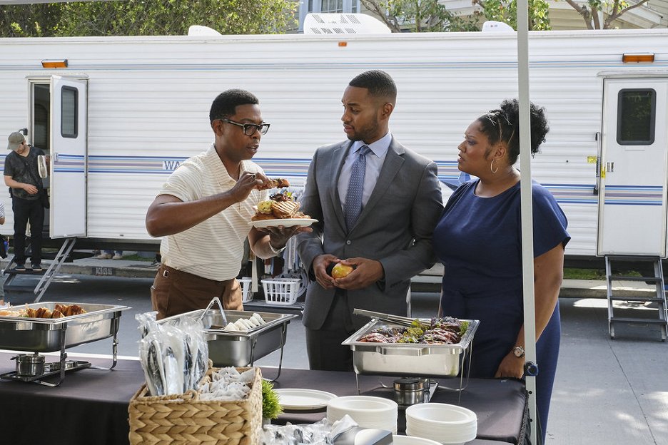 American Auto - Commercial (S01E06) (2022) | ČSFD.cz