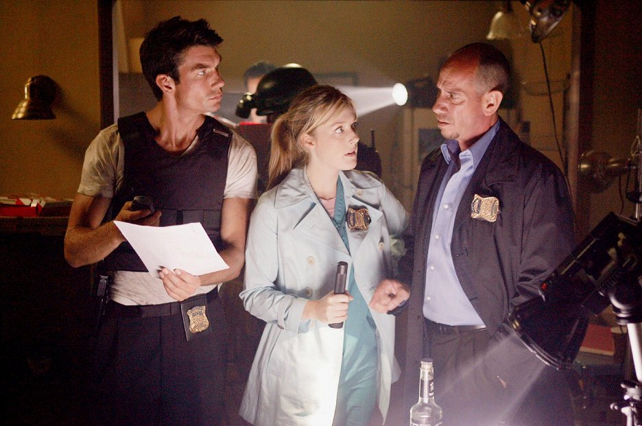 Drzá Jordan - After Dark (S04E01) (2004) | ČSFD.cz