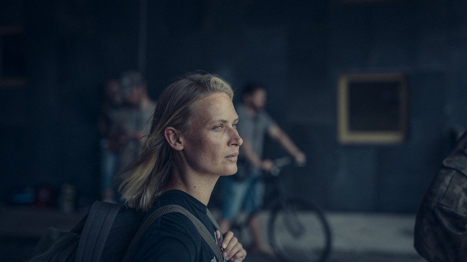 Velká voda - Epizoda 1 (E01) (2022) | ČSFD.cz