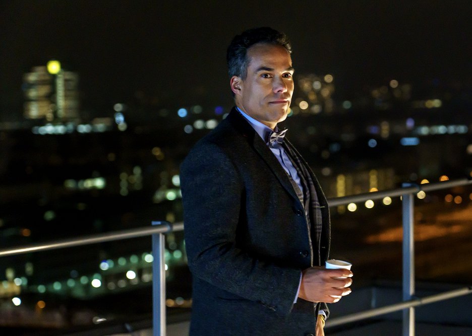 Rogue Trader (2021) | ČSFD.cz