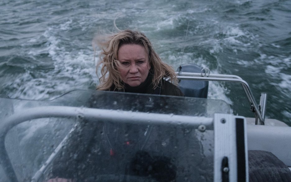 Musta valo - Katso pimeyteen (E02) (2022) | ČSFD.cz