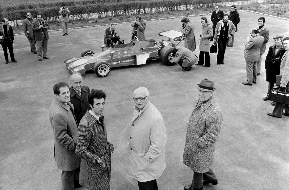 Enzo Ferrari - The Red and the Black (2022) | ČSFD.cz