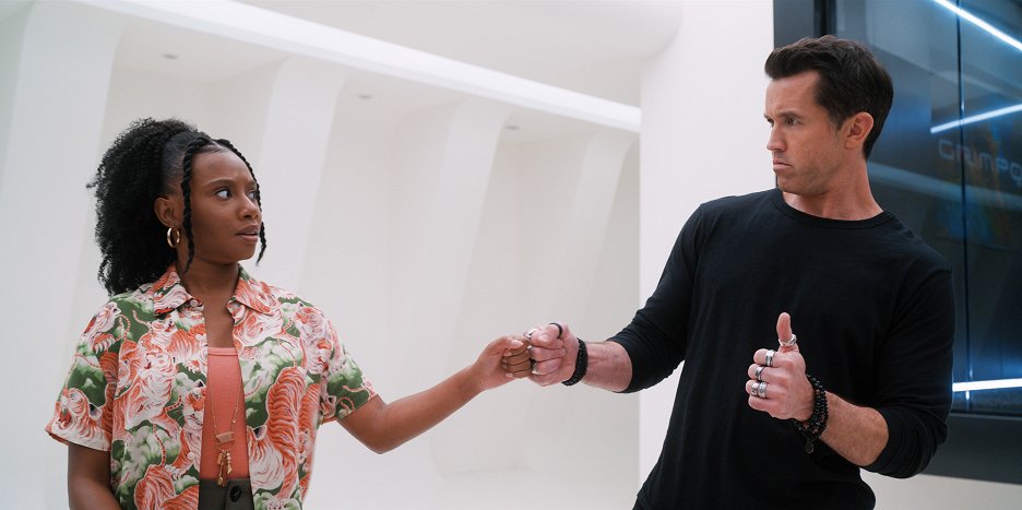 Mythic Quest: Raven's Banquet - Wspólnicy (S03E02) (2022) | ČSFD.cz