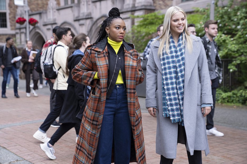 Holky z vejšky - Will You Be My Girlfriend? (S02E04) (2022) | Galerie ...