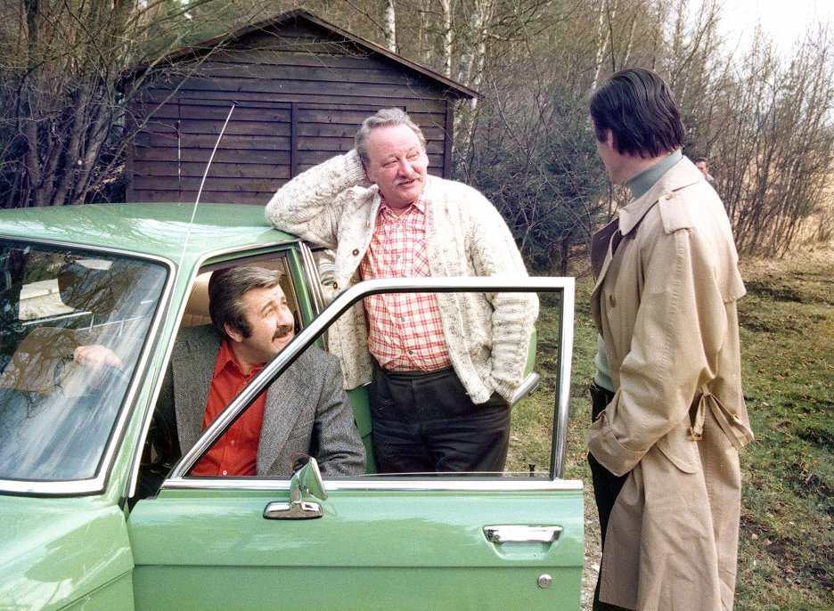 Místo činu - Schüsse in der Schonzeit (S08E08) (1977) | ČSFD.cz