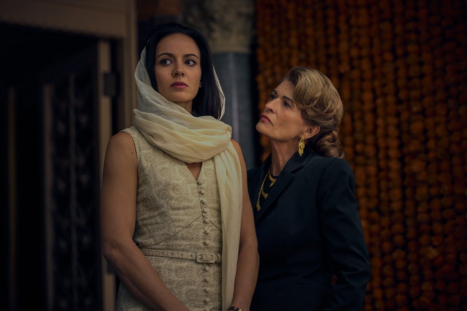 Šantaram - Zůstat, nebo odejít? (E09) (2022) | ČSFD.cz