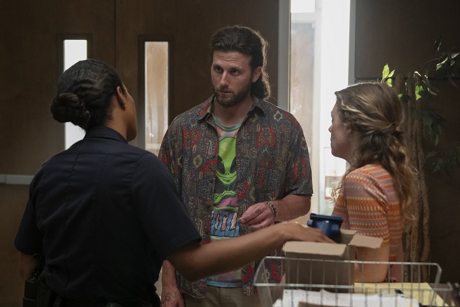 Panhandle - One Flew over the Peacock's Nest (E05) (2022) | Galerie - Z ...