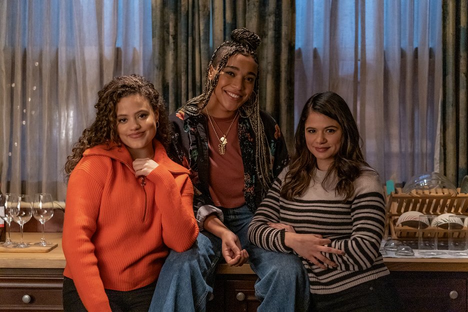 Charmed - Ripples (S04E04) (2022) | ČSFD.cz