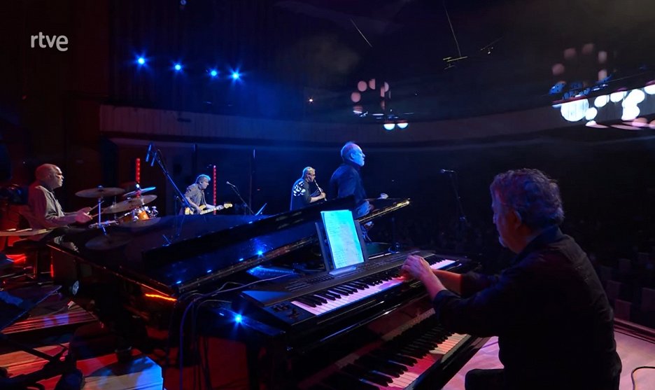 Michael Olivera & The Cuban Jazz Syndicate (2022) | ČSFD.cz