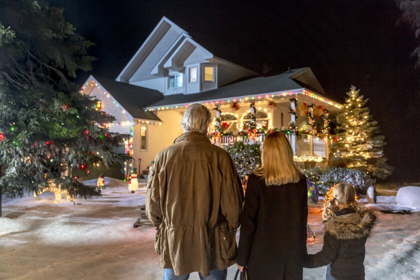 I'll Be Home for Christmas (2016) | ČSFD.cz