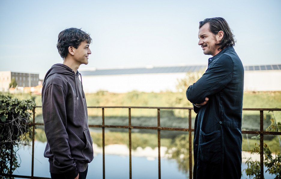 Schneller als die Angst - Treibjagd (E05) (2021) | ČSFD.cz