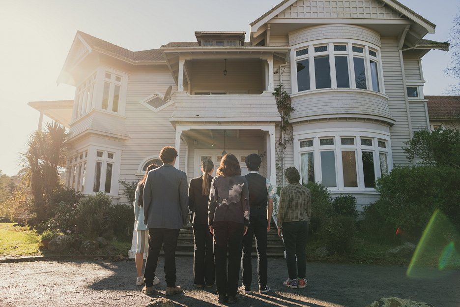 Mystic - The Deception (S02E02) (2021) | ČSFD.cz