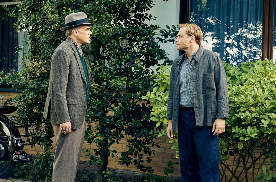 Bonn - Alte Freunde, neue Feinde - Episode 4 (E04) (2022) | ČSFD.cz