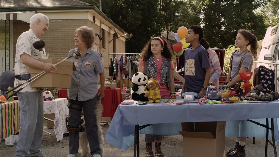 Anna a droidi - Flying the Cooper (S04E04) (2017) | ČSFD.cz