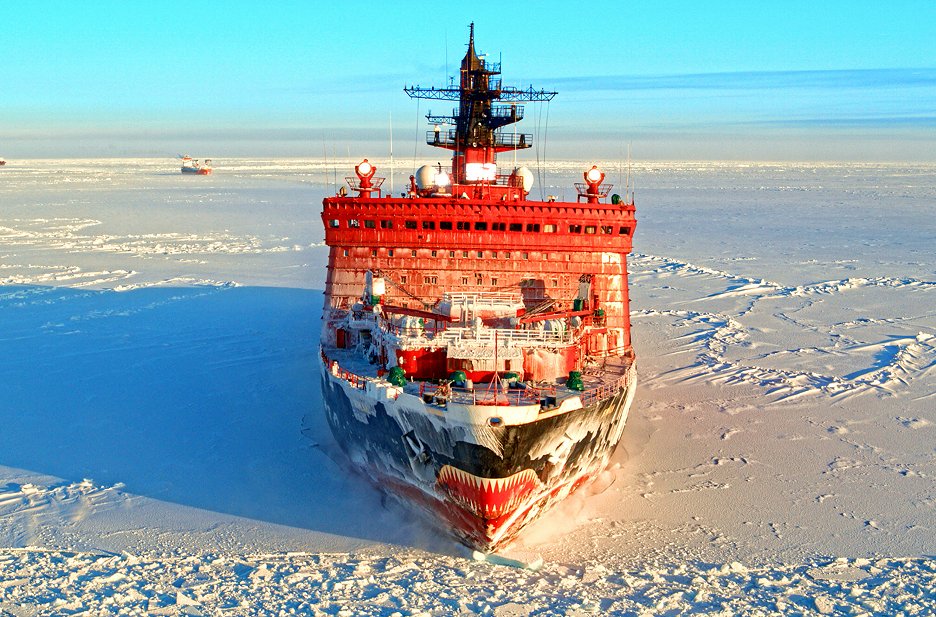 Arktida: 66,5 stupňů severní šířky (2023) | ČSFD.cz