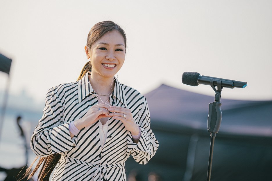 Take 1: Napoprvé (2022) | ČSFD.cz