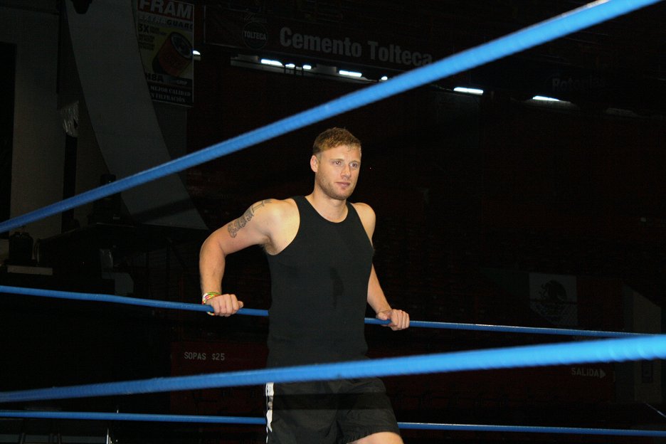 Freddie Flintoff versus svět (2011) | Makers | ČSFD.cz