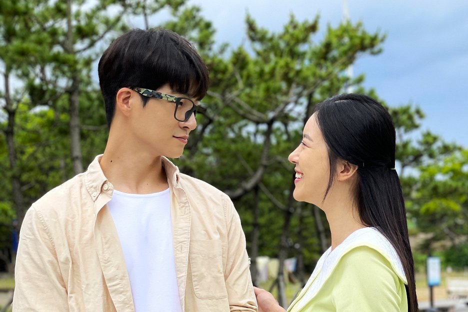 10-Day Lover (2023) | ČSFD.cz