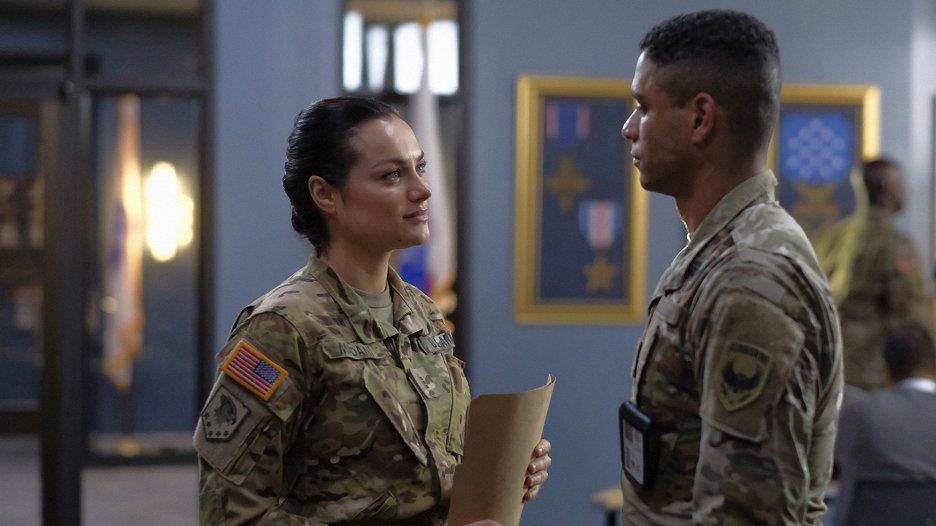 Valor - About-Face (E08) (2017) | ČSFD.cz