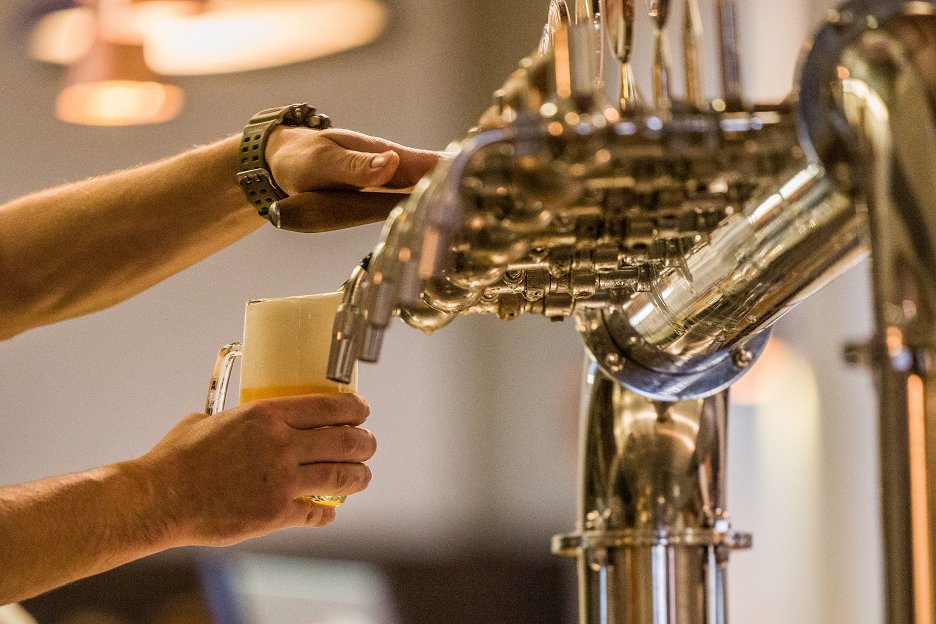 Příběhy starých hospod - Jižní Čechy (S01E05) (2023) | ČSFD.cz