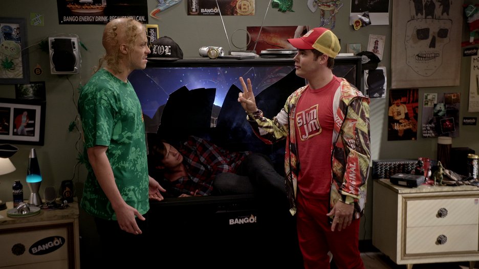 Workaholics - Party Gawds (S07E10) (2017) | ČSFD.cz