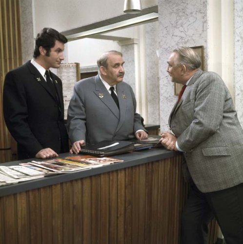 Hallo - Hotel Sacher... Portier! (1973) | Galéria - Plagáty | ČSFD.sk