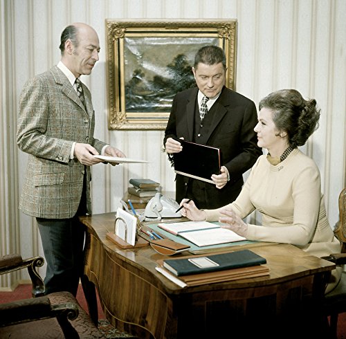 Hallo - Hotel Sacher... Portier! (1973) | Galéria - Plagáty | ČSFD.sk
