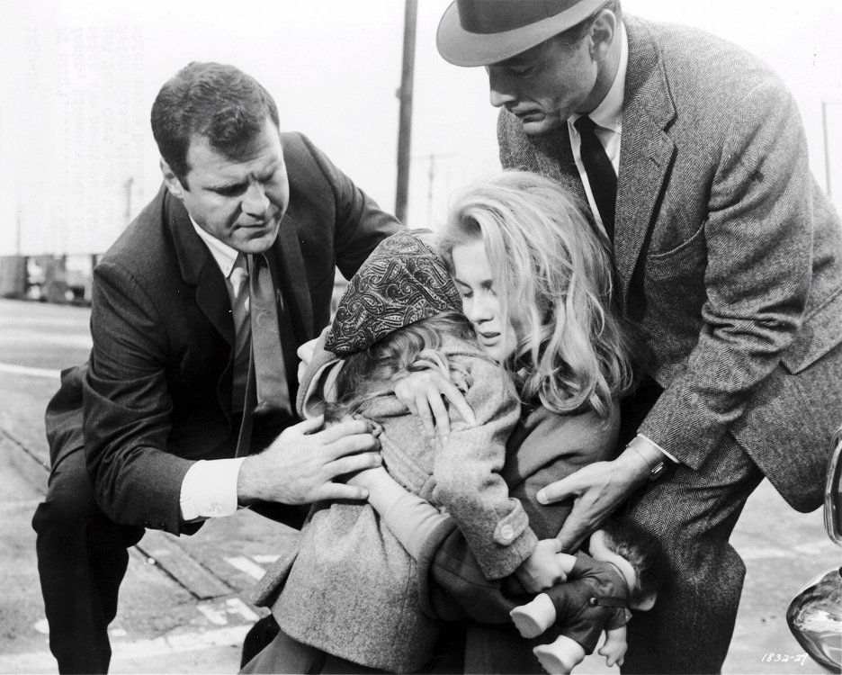 Jednou zlodějem (1965) | ČSFD.cz