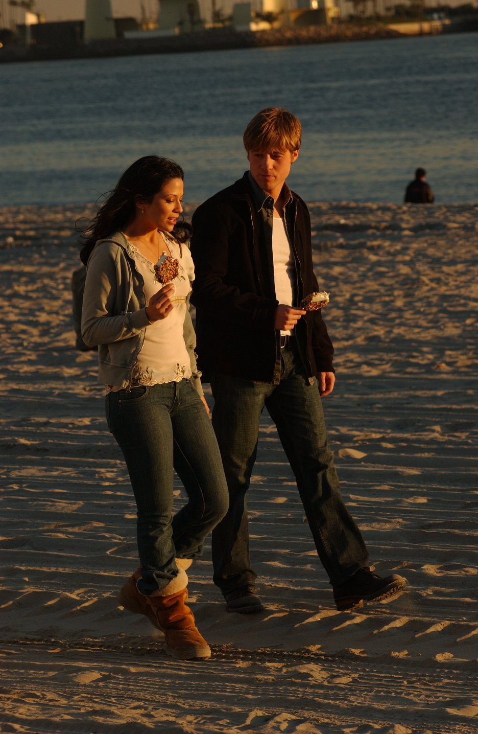 O.C. - Telenovela (S01E20) (2004) | ČSFD.cz