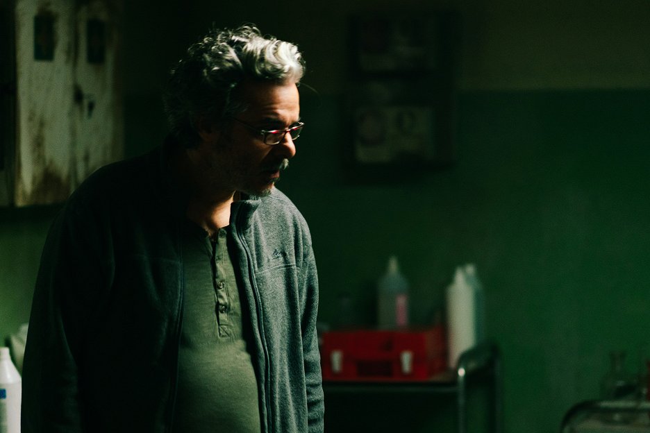 Christian - Orat et orat (S01E05) (2022) | ČSFD.cz