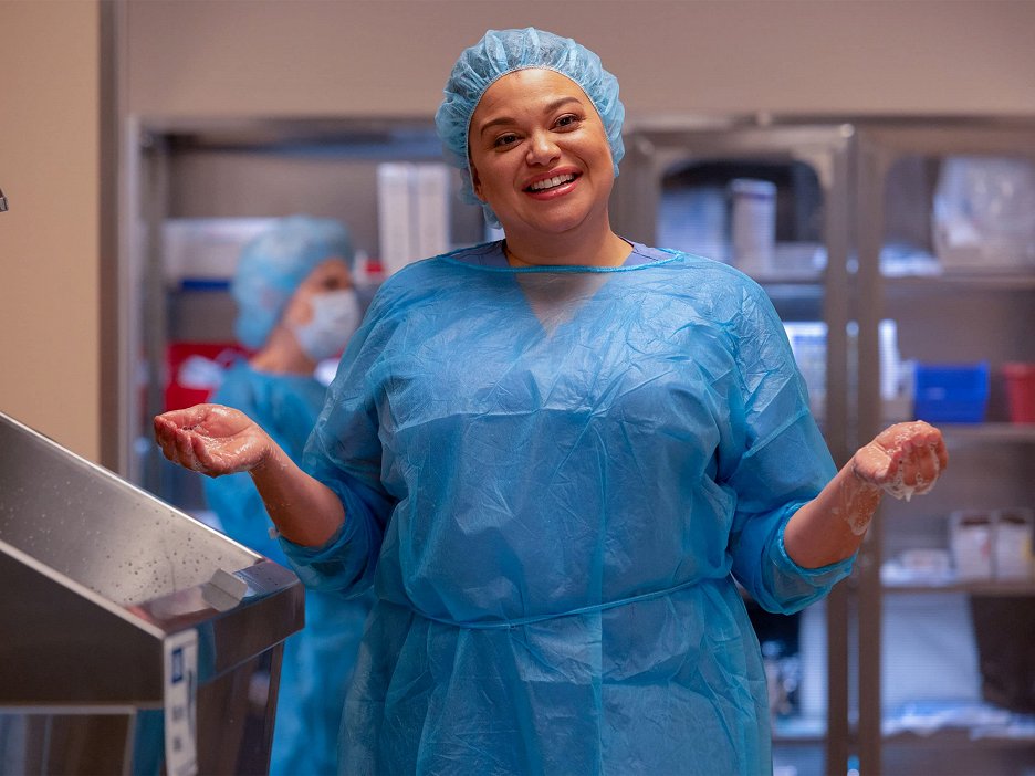 The First Wives Club - Independent Women (S02E01) (2021) | ČSFD.cz