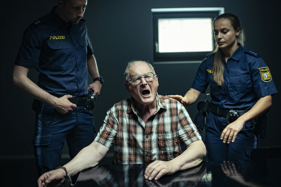 Místo činu - Hackl (S54E09) (2023) | ČSFD.cz